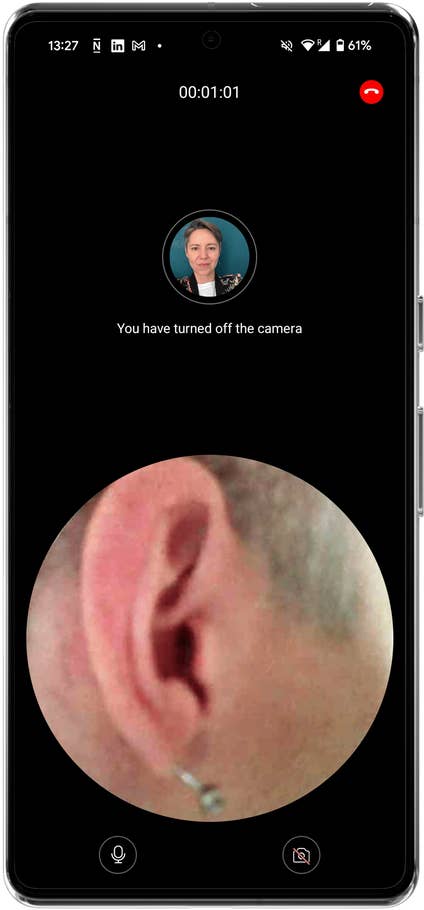 Test du Bebird Earvision: Un otoscope connecté pour nettoyer vos oreilles